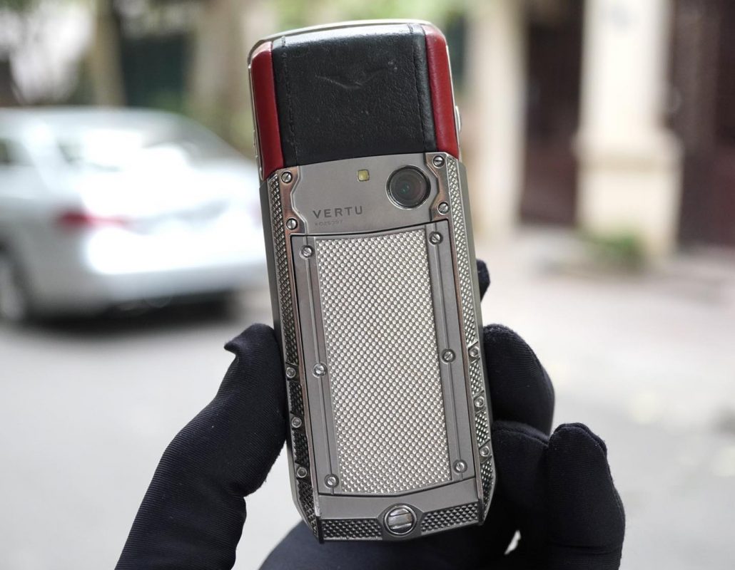 Vertu Ascent X Knurled Black Red Chính Hãng - Rồng Luxury