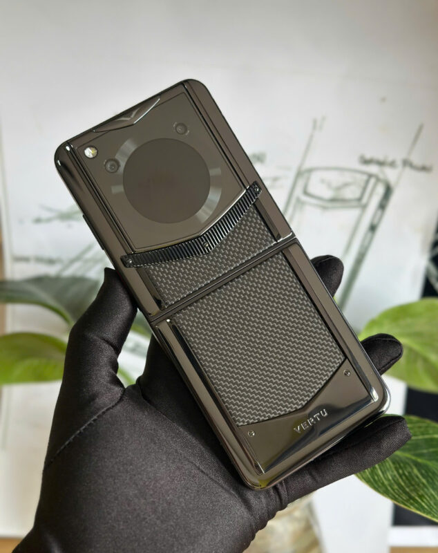 Vertu Iron Flip Carbon Chính Hãng - Rồng Luxury